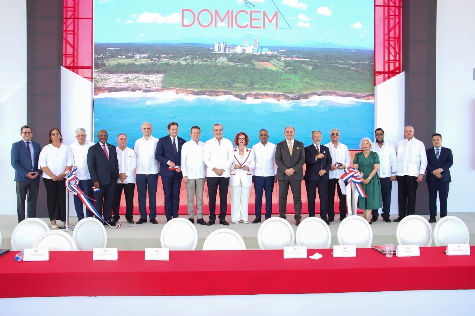 DOMICEM inaugura segunda línea de producción de cemento - PincelDigital.do