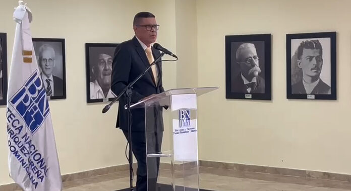 El doctor Nieves dicta magistral conferencia sobre ética y compromiso ...