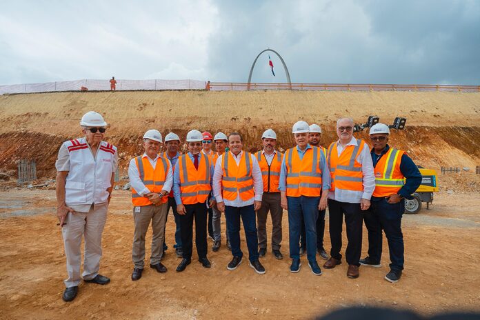 Paliza y Estrella supervisan obras viales en Plaza de la Bandera e ...