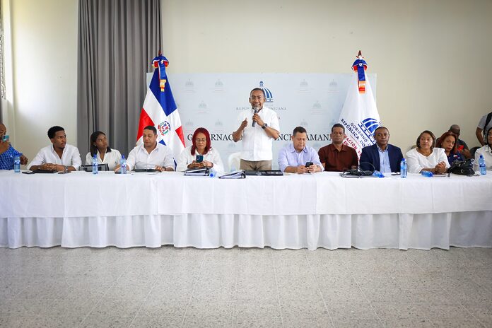 Víctor Pichardo constata prioridades educativas en Samaná en “El ...