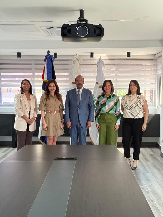 Fundación Refidomsa y NaturePower Foundation firman acuerdo para llevar ...